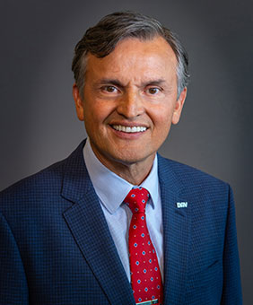 DAV National Commander Daniel Contreras - www.DAV.org